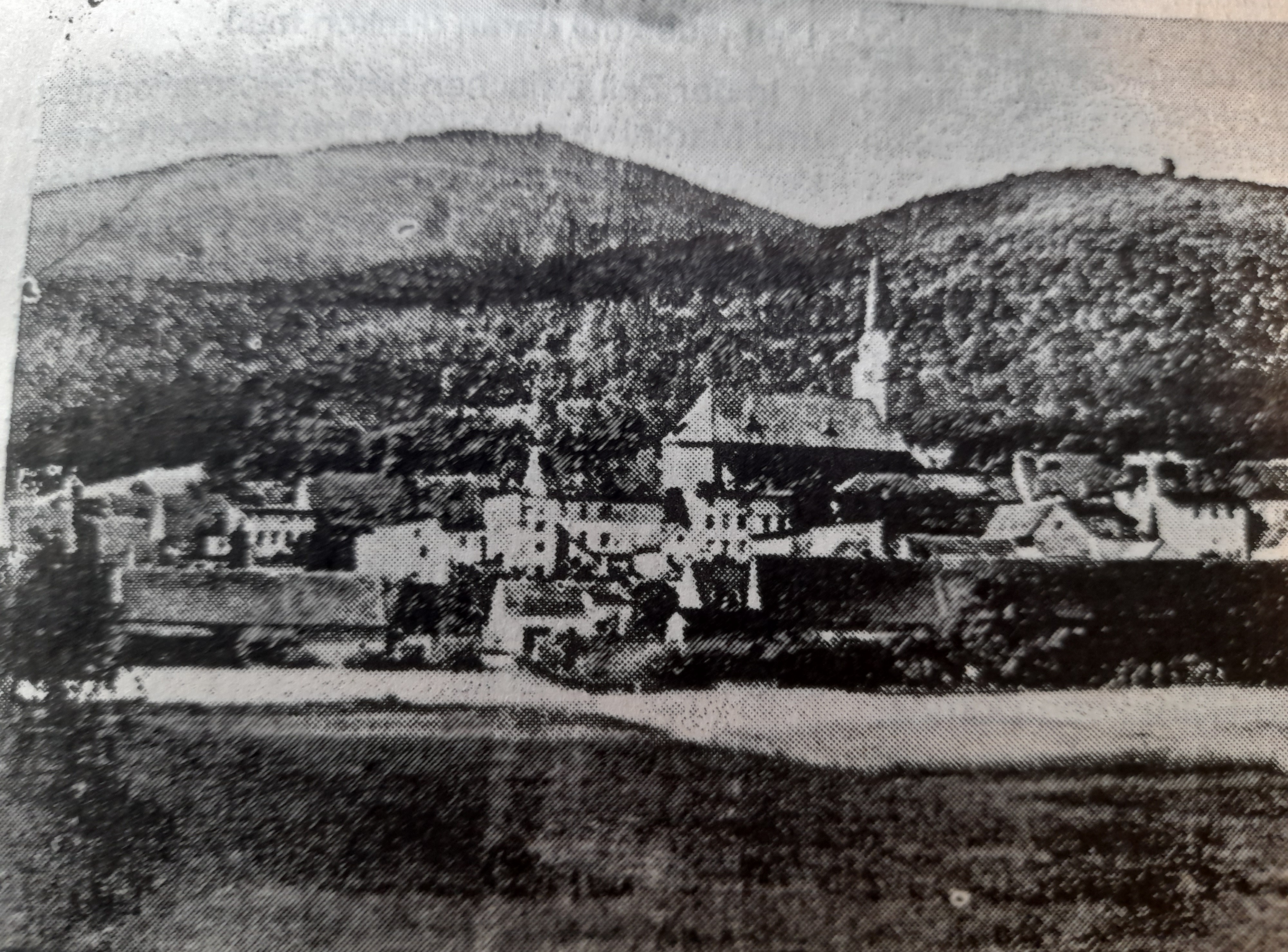 Dort wo der Zobten gipfelt: ein Berg der Götter, der Illyrier, Druiden ...